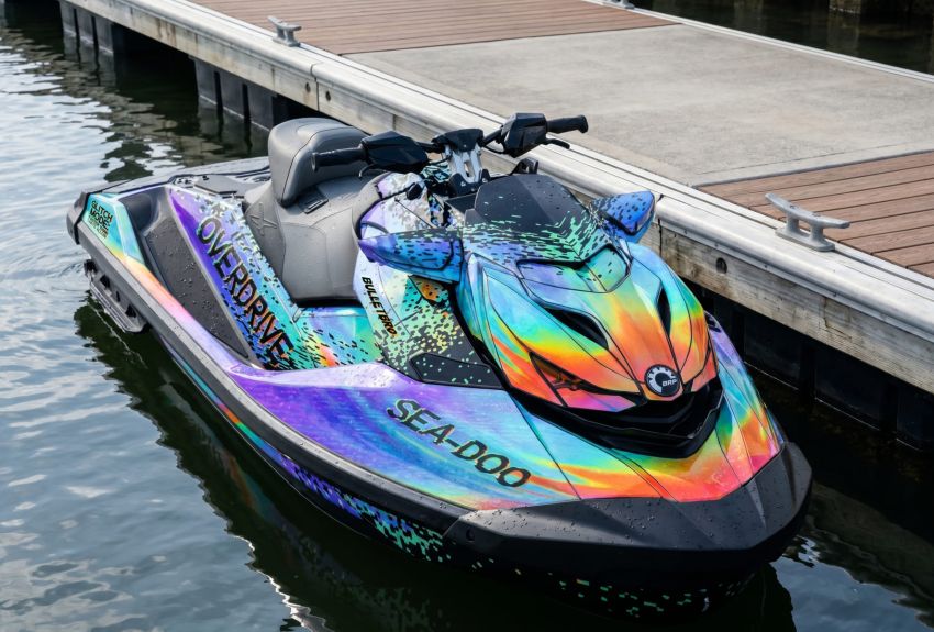 Купить наклейки GLITCH на гидроцикл SEA-DOO на платформе RXP-X 300 ...